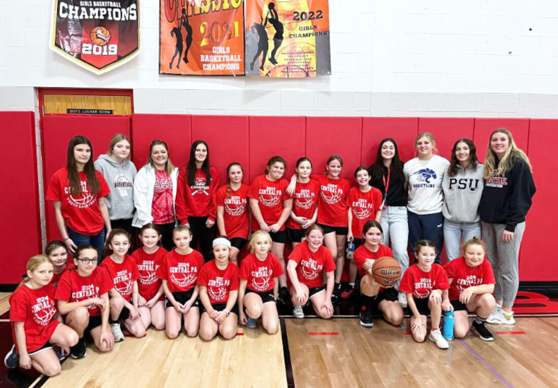 Lady Bucks give back to community, volunteer at youth league | News ...